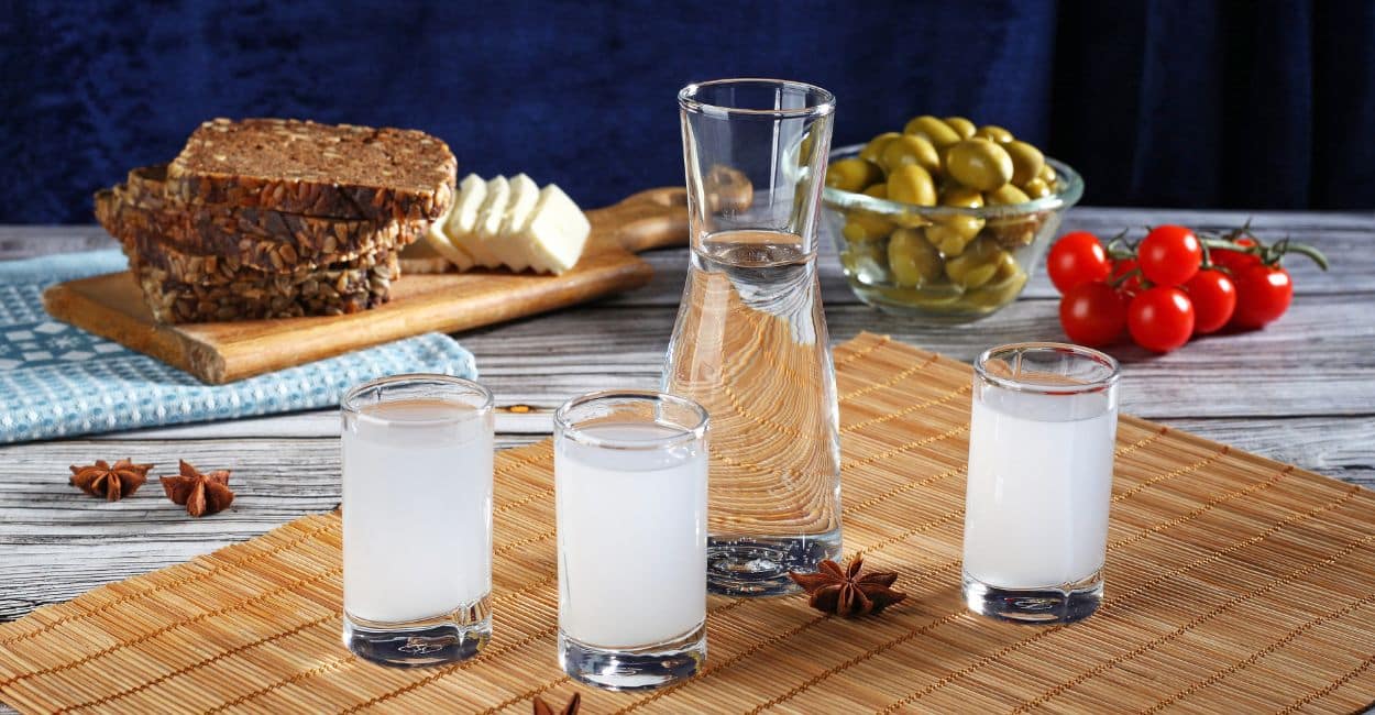 Comida Grega: : 15 Pratos Típicos Irresistíveis da Grécia